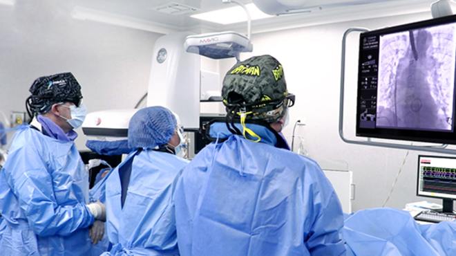 HCAM realiza primer cierre percutáneo de una fuga paravalvular mitral