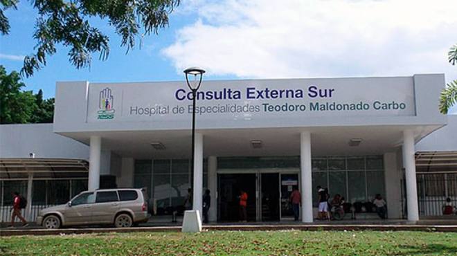 Renuncias en el HTMC